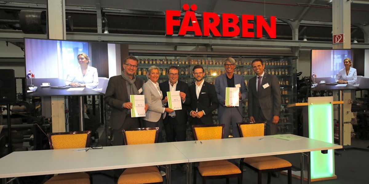 RE13 Eindhoven – Düsseldorf: samenwerkingscontract ondertekend ...